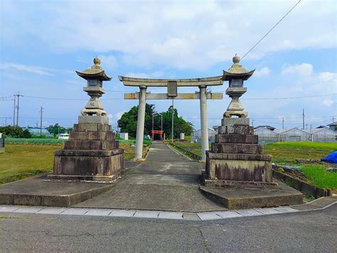 八劔社愛知県青塚駅の投稿1回目。参道から察するに、かつて大きな神社さんだったんで ホトカミ
