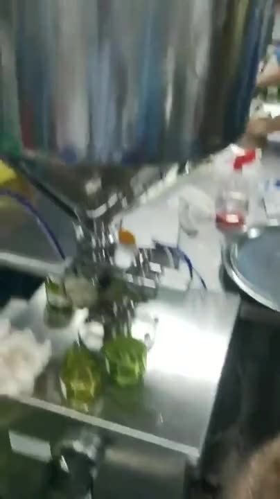 立式膏体灌装机半自动蜂蜜辣椒酱食品日化酱料膏液两用罐装机 阿里巴巴