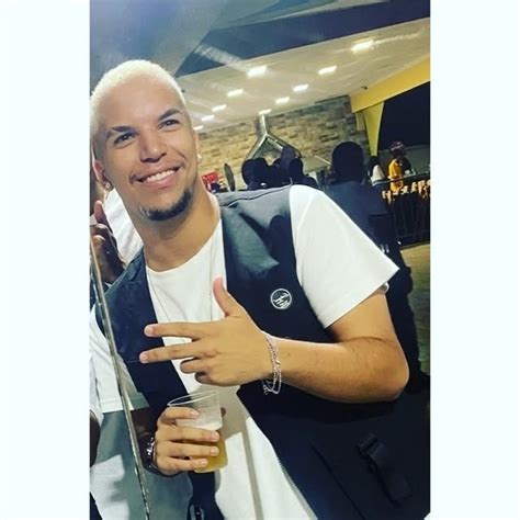 Mike Rafael Mikee Rafael On Threads