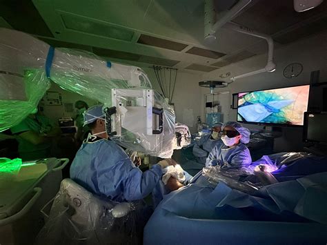 First Fda Approved Robot Assisted Microsurgery For Head And Neck Cancer