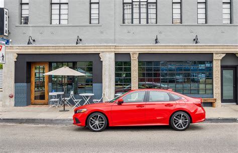 What Is The Ground Clearance Of The 2022 Honda Civic In The Garage