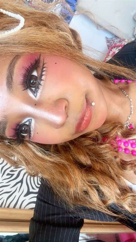 Gyaru Mcbling Makeup Poisedoll In 2025 Gyaru Makeup Makeup