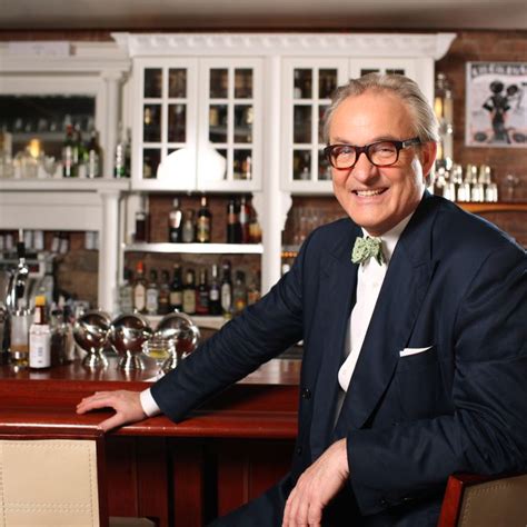Bloombergs Tom Keene Eats Breakfast On Live Radio Is Very Specific