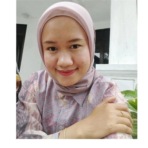 Lia Yuliana Lia Uly • Threads Say More