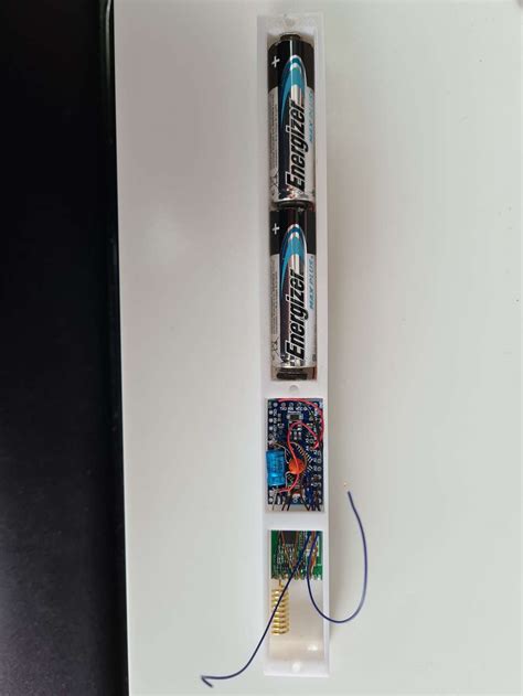 Checking Mechanical Locked Doors By A Battery Based Windows Door Sensor