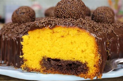 Aprenda a fazer bolo de cenoura chocolate maravilhoso a combinação