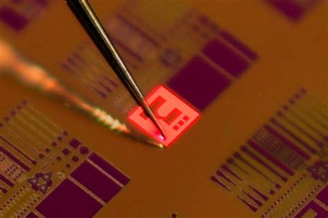 Ces Red Micro Led Displays From Alingap Aimed At Ar Glasses