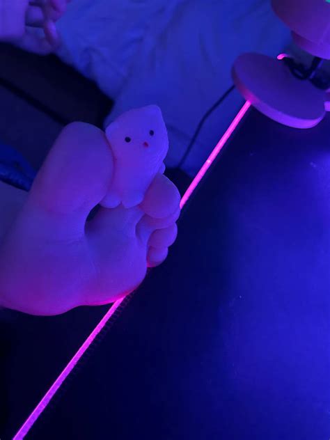 Asian Ex Teen Feet By Lolthisissuck On Deviantart