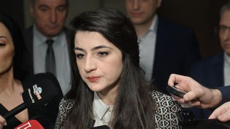 Лена Бориславова ГЕРБ взеха завой те нямаха намерение да влизаме в