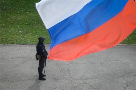 Украинцам в оккупации не стоит получать российские паспорта: будут ...