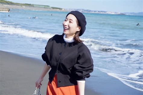 山田桃子さんのインスタグラム写真 山田桃子instagram「そろそろ ほんもんのビーチに 行きたい。笑 梅雨明けしたら、 海行こ