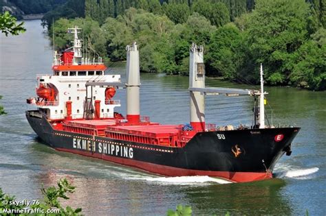 Ship Jericho Beach Bulk Carrier Registered In Hong Kong Vessel
