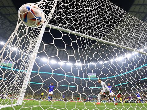 البرازيل ضد الكاميرون وسويسرا تواجه صربيا تغطية مباشرة في كأس العالم