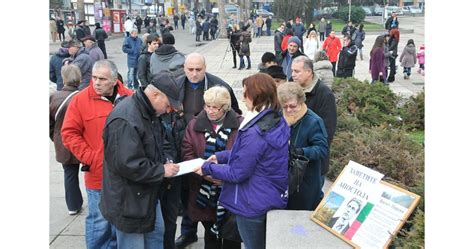 Вяли протести в Бургас Варна и Пловдив в защита на Октай Енимехмедов