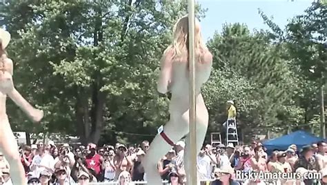 We Love Being Naked 32 Pics Xhamster