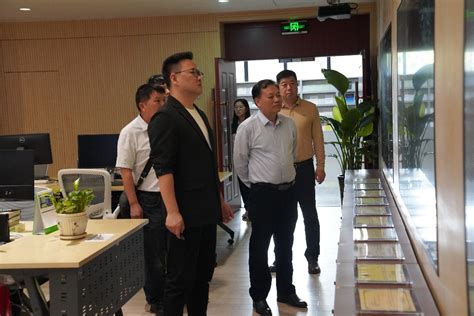 广西亚热带作物研究所到我院交流座谈 广西大学留学生管理与服务中心