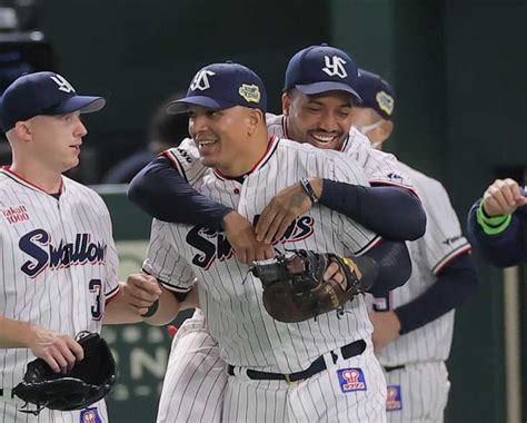 ヤクルト、日本一へ王手 41歳の石川が6回1失点で日本シリーズ初勝利 サンスポ