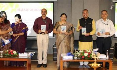 Dr Munjpara Mahendrabhai Releases A Book “science Behind Suryanamaskar”