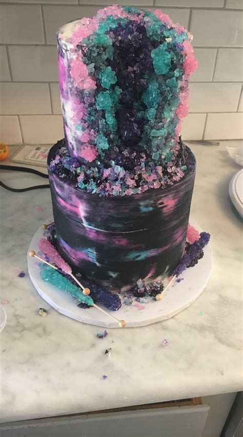 Galaxy/geode themed birthday cake. Instagram:@littleessweets | Geode ...