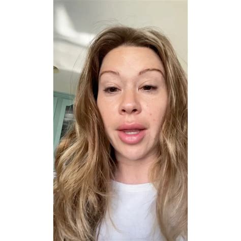 ‘bachelorette Alum Gabby Windey Claps Back At Ex Clayton Echard For Exploiting Sexual History On Tv