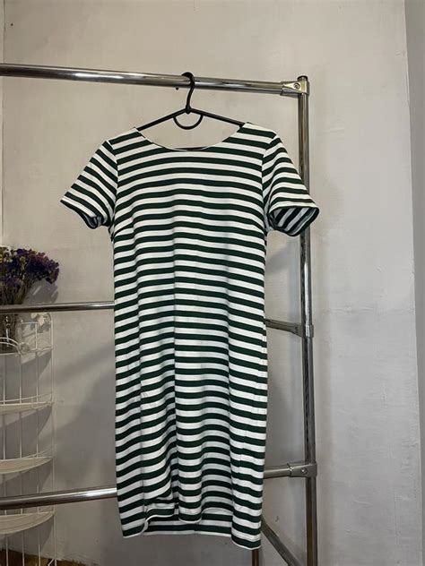 Сукня в смужку — ціна 200 грн у каталозі Короткі сукні Купити жіночі речі за доступною ціною на