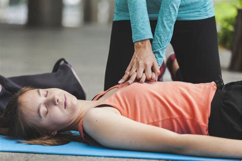 Women Less Likely To Receive Bystander Cpr Than Men Research Shows Bhf