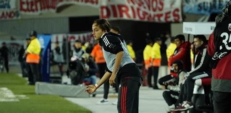 La Historia De Delfina Las Alcanza Pelotas Que Hicieron Posible El