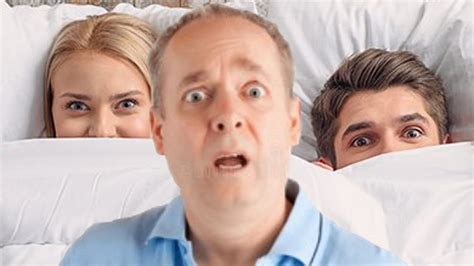 Мужчина вошел в комнату дочери и случайно раскрыл многолетний обман Youtube