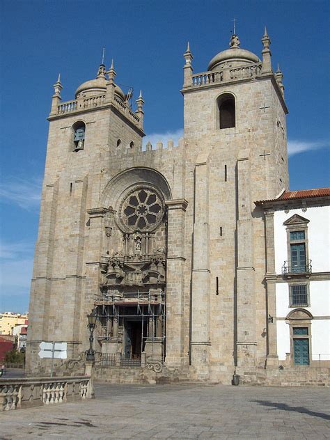 S PAULO e Vidas de Santos Nº A DIOCESE DO PORTO E OS SEUS BISPOS DE MAIO DE