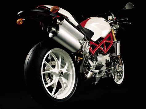 Best Naked Sport Bikes Of The S