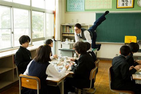 市原隼人主演のドラマ『おいしい給食』が映画化、2020年初春に全国公開 ぴあ映画