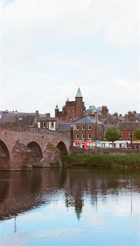 The Slr That Time Would Rather Forget The Nikon Pronea S Review Canny Cameras