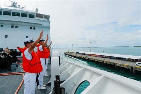 Navio Hospital Da China Arca Da Paz Completa Sua Primeira Visita A