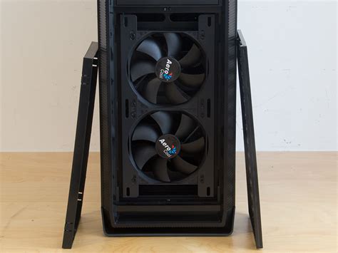Aerocool Aero-1000 Review - A Closer Look - Outside | TechPowerUp