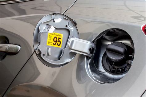 Symptoms Of A Bad Or Failing Fuel Filler Cap YourMechanic Advice