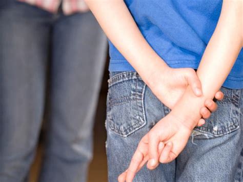 How To Spot A Compulsive Liar Relationships