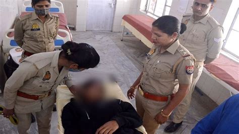 Victim Girl Consumed Poison At Adg Office Premises In Bareilly Amar