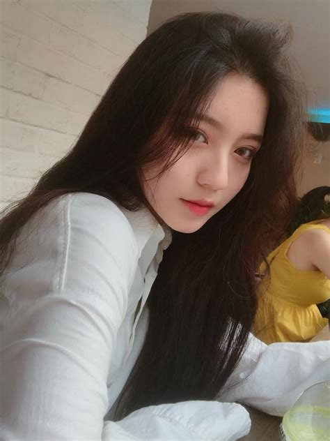 Nguyen Ngoc Phuong Vy Hot Sex Picture