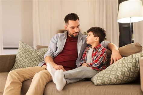 دراسة أمريكية حجم رقبة الرجل تحدد مدى قدرته على رعاية أطفاله اعرف
