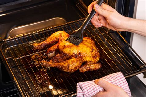 Knuspriges Backhähnchen aus dem Ofen Rezept