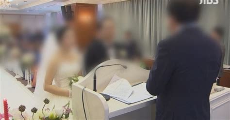 “미혼 남성만 80만 명 ‘시한폭탄 터질 것” ‘짝이 없어서 어떡해