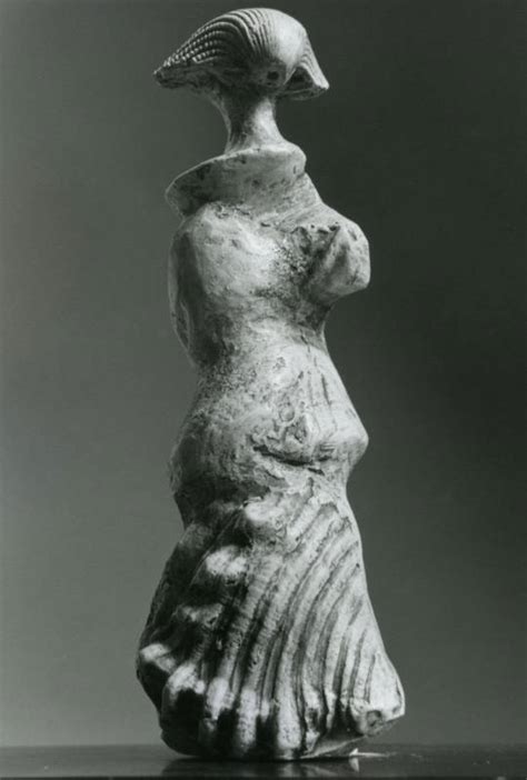 Standing Girl Shell Head Works The Henry Moore Artwork Catalogue