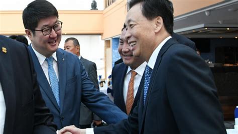 НИТХ ын дарга Ж Батбаясгалан Зүүн Азийн олимпийн зөвлөлийн Ерөнхийлөгчид талархал илэрхийлж