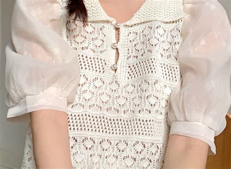 카라 펀칭 시스루레이스 퍼프소매 패턴 니트반소매 블라우스 아이보리 페미닌 S M L Xl
