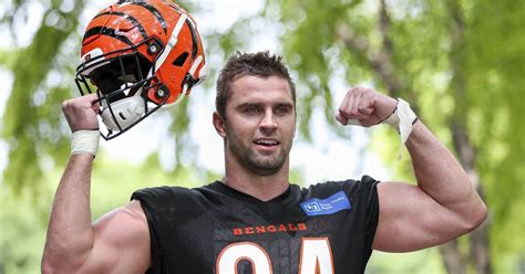 Is Sam Hubbard Married To A Wife Or Dating A Girlfriend