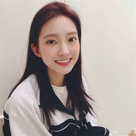 杨凯雯 堆糖，美图壁纸兴趣社区