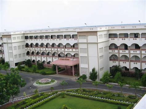 Rvr And Jc College Of Engineering Rvrjcce Guntur Latest Fees
