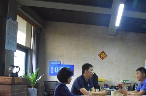 河南省总工会财贸轻纺烟草工会副主席张学勇莅临嵩云科技调研
