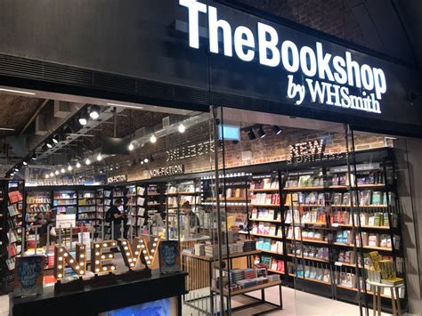Team London Bridge Wh Smith Bookshop