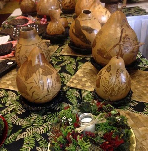 Two By Labella Shell Trim Straw Hatblue 사랑스런 플라워 무늬의 조개껍질로 장식된